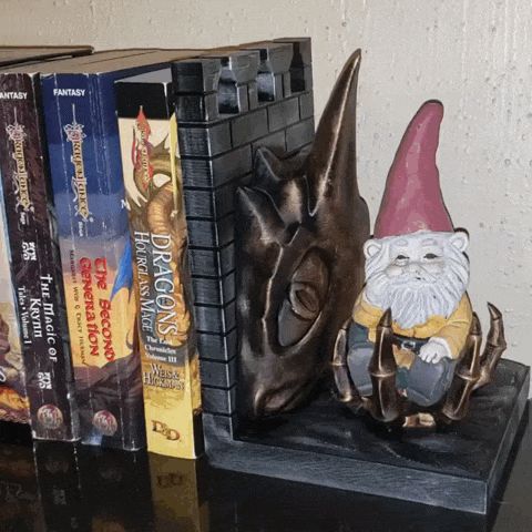 🐉 Dragon Talon Grip Claw Castle Wall Bookends STL 3MF・ STL File for 3D ...