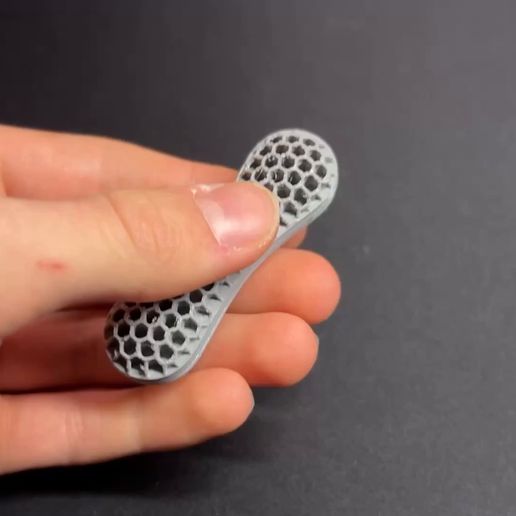 STL file Haptic Fidget Toy Bone 👌 (3MF)・3D print design to download・Cults