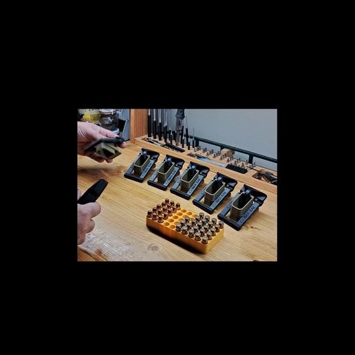 🔫 Magazine loader for Glock 10mm Glock 20, G20・ STL File for 3D ...