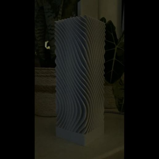 🔦 Wavy Lamp v1・ STL File for 3D printing・Cults