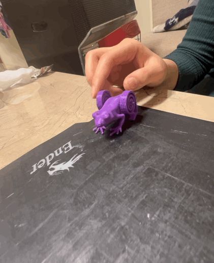 STL file Jumping frog print in place 🐸 ・3D printer design to download・Cults
